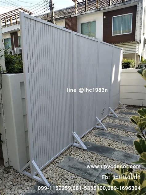 รั้วระแนงขาตั้งบังตาข้างบ้าน ฉากกั้นแบ่งพื้นที่ขาตั้ง ฉากบัง โดยบ้านทำไม้ อ พุทธมณฑล จ นครปฐม