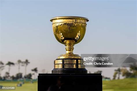 Presidents Cup Trophy Photos And Premium High Res Pictures Getty Images