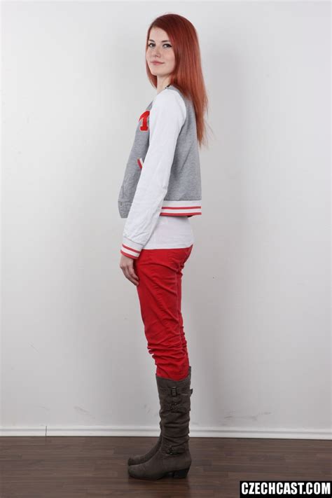 Pelirroja Y Su Primera Audición De Casting Porno Donde Se Desnuda Fotos