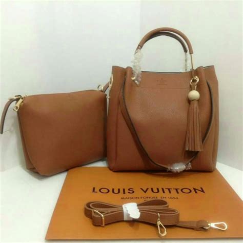 💼 เสื้อผ้า สาวไซส์ใหญ่ ไซส์อวบ Xl Xxl Facebook