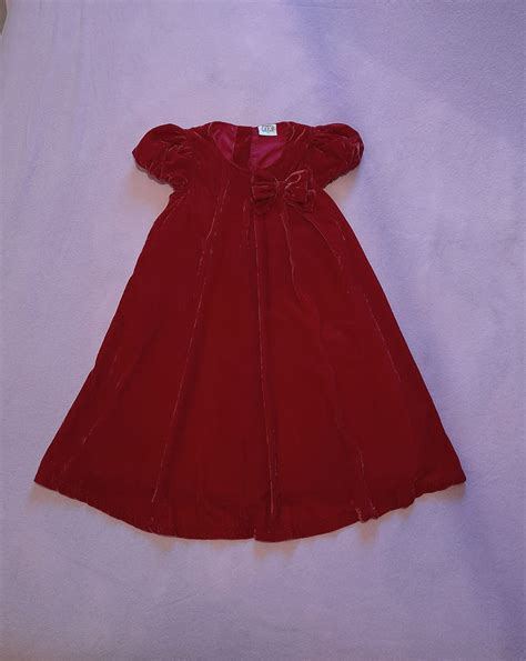 Нарядное платье на 5 7 лет