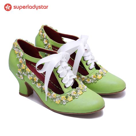 Spring Daisy Floral Vintage Pumps Superladystar