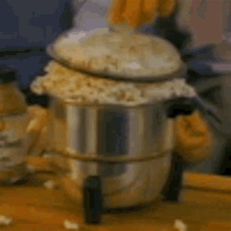 Popcorn Machine Animated 