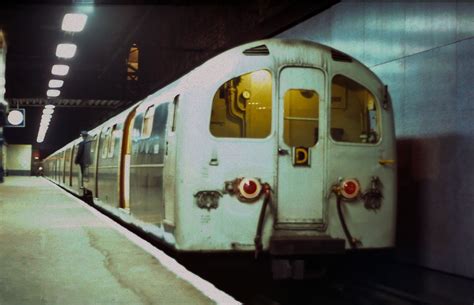 630v Dc Class 487 Stock Car S59 At Waterloo London 1983 Flickr