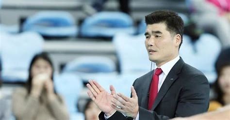 승리의 빨간 넥타이임도헌 좋은 느낌 그대로