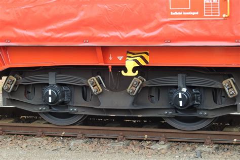 무료 이미지 철도 교통 바퀴 늙은 지프 기차 수송 차량 금속 닫기 훅 범퍼 세부 묘사 스테인리스 화물 열차 클러치 상품 왜건 화물 운송