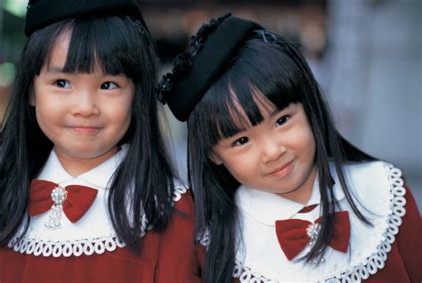 유전자 똑같은 쌍둥이라도… 평소 이것한 사람이 더 건강 당신의 건강가이드 헬스조선