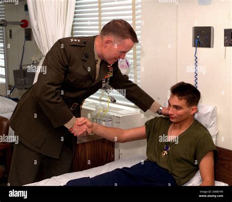 Lt Gen Carl E Mundy Deputy Commander Fleet Marine Force Atlantic