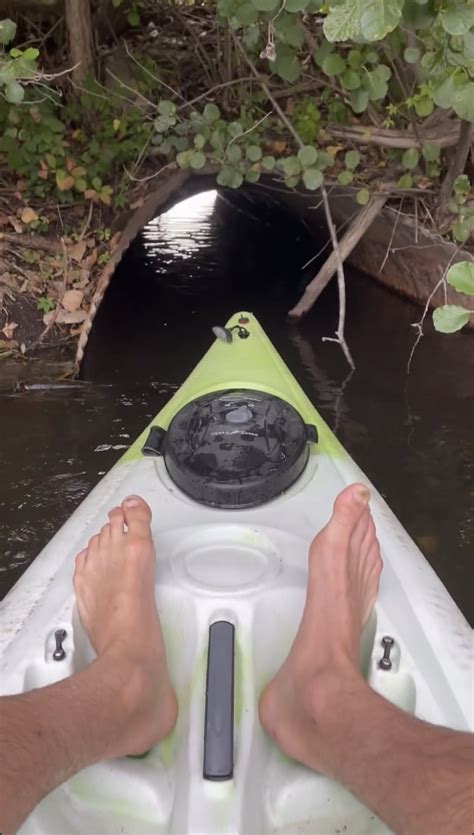 Dane Diliegros Feet