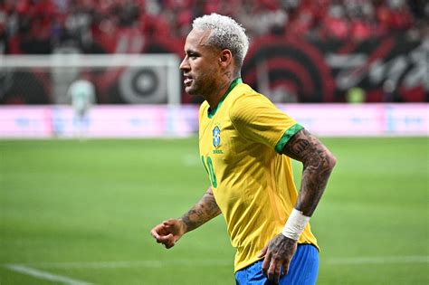 Neymar Jr Playing Soccer