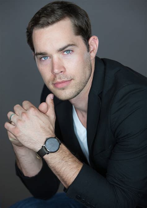 Download Paul Stuart Black Wallpaper