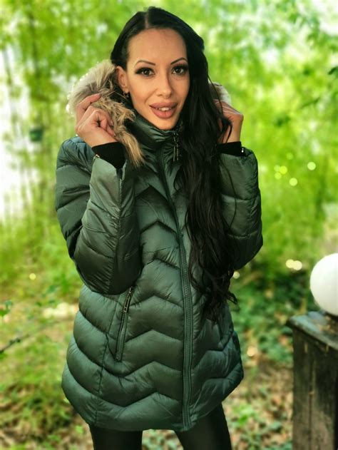 Дамско зимно яке с ЕСТЕСТВЕН ПУХ код 1317 от М до 3ХЛ размер зелено