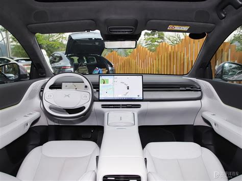 【小鹏g6纯电动 】 2025款小鹏g6725超长续航 Max 旗舰版报价图片太平洋汽车