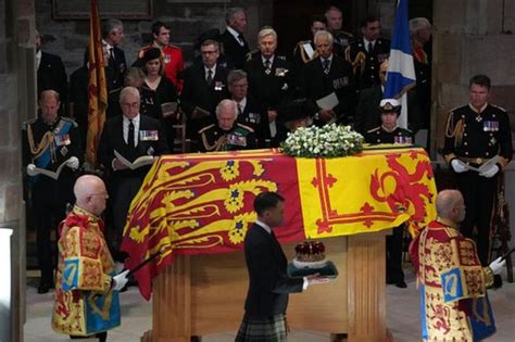 آلبوم عکس؛ مراسم تشییع ملکه الیزابت دوم در ادینبورگ Bbc News فارسی