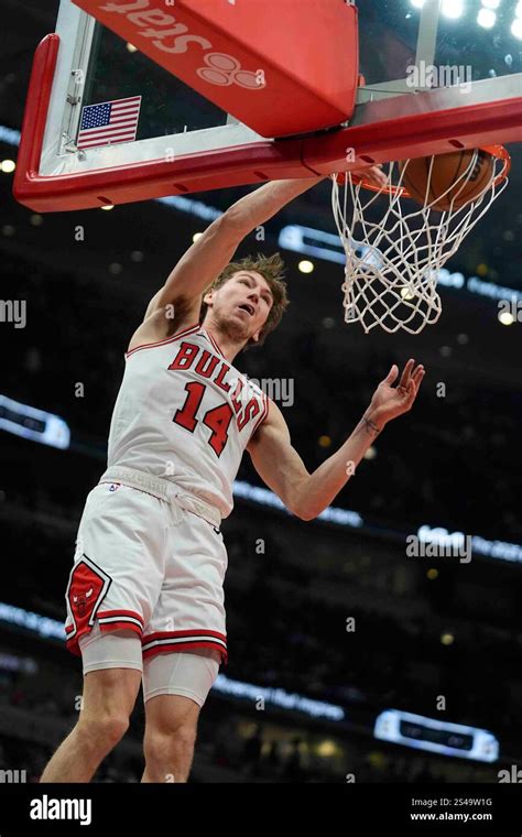 Chicago Bulls Forward Matas Buzelis 14 Dunks The Ball During The Second Half Of An Nba