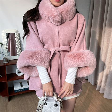 인기재입고인기극찬 겨울 러블리 밍크 퍼 리본 허리벨트 망토 판쵸 케이프 코트 에이블리