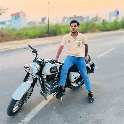 Punit Rajput Official Punit King • Instagram Photos And Videos