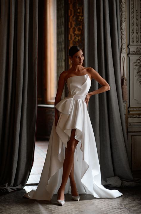 Свадебное платье Amneris 54800 рублей салон Аврора