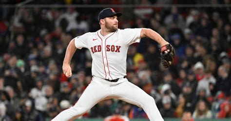 Mlb Censors Liam Hendriks Lgbtq Outreach In His Clemente Award Bio