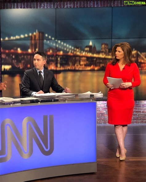Actress Erin Burnett Hd Instagram Photos And Wallpapers May 2020