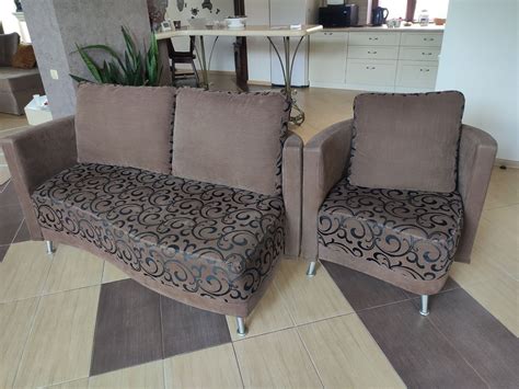 Диван і крісло нерозкладний 4 000 грн Меблі для вітальні Вінниця на Olx