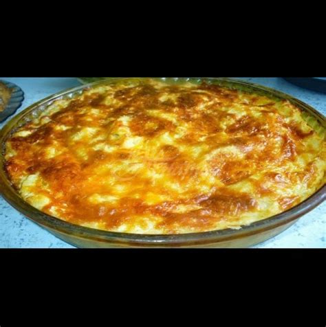 Имах няколко филии стар хляб и се чудих какво да ги правя тогава се сетих за тази запеканка и