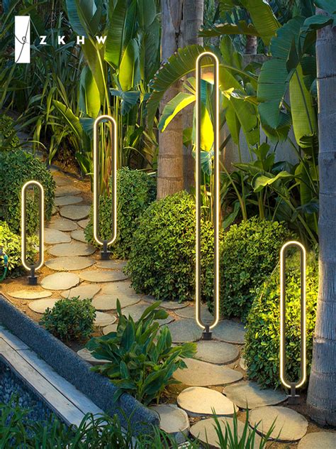 đèn cảm biến năng lượng mặt trời Ánh sáng sân vườn ngoài trời năng lượng mặt trời Ánh sáng sân