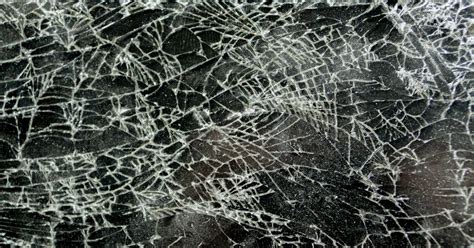 금이 간 유리창 클로즈업 사진 Unsplash의 깨진 이미지