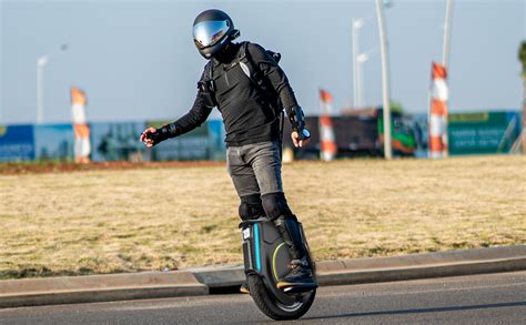 I Inmotion V12 Electric Unicycle 2500w Powerful Motor 43