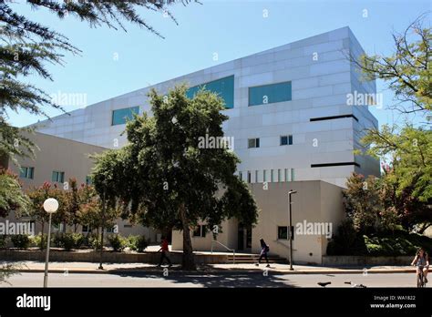 Social Services And Humanities Building Uc Davis Davis California