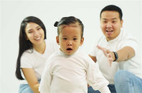 Хүүхдээ өөртөө итгэлтэй болоход нь туслах 10 зөвлөгөө Генетик тест Монгол