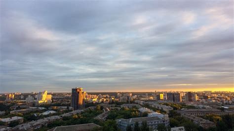 Комендантська година у Києві скорочена