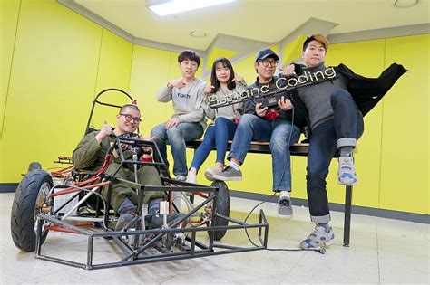 This Company Is Helping Adults Learn Coding Through Fun Projects