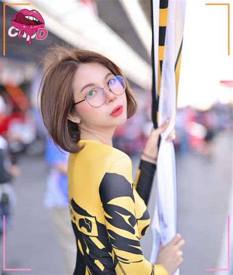 Kwan Kansuda แจกวาร์ป ขวัญ กัลย์สุดา เด็กแว่น ดาวทวิต โอลี่แฟน 18