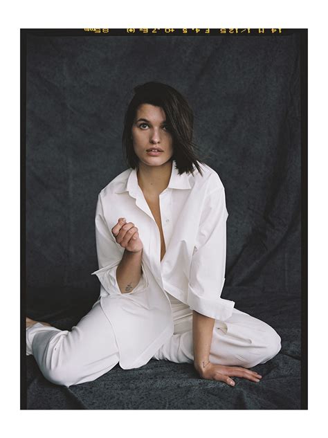 Massimo Dutti Julia Van Os Fashion One Represents