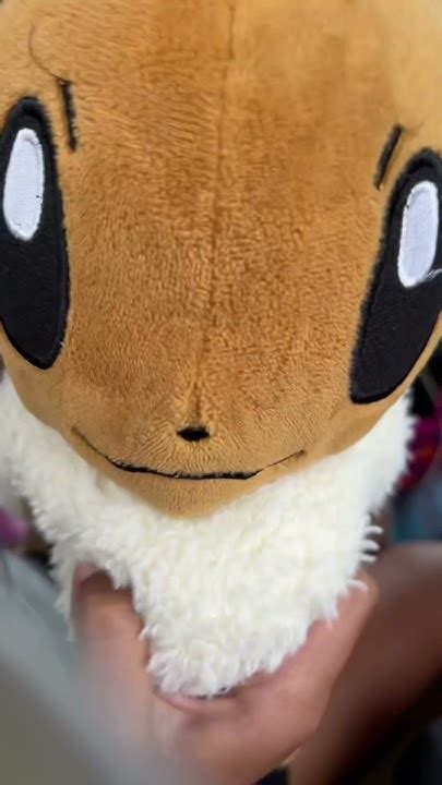 Nezuko Hits Eevee😢😢😢 Youtube