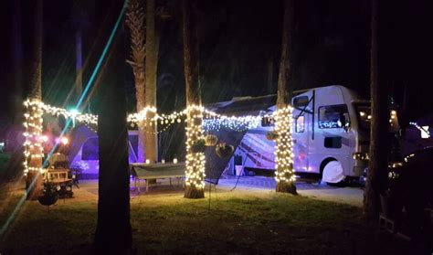 Happy Holidays The Bad Part Of Being A Full Time Rver Is That We Are Always In The Warm