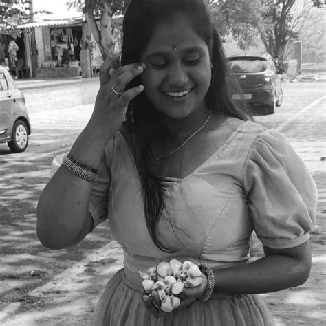 ಕೆ ಪಿ ದೀಪಾಲಿ Deepali Premraj • Threads Say More