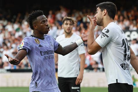 Vinicius Jr Sofre Racismo E Diz Que Pode Deixar Espanha 21052023