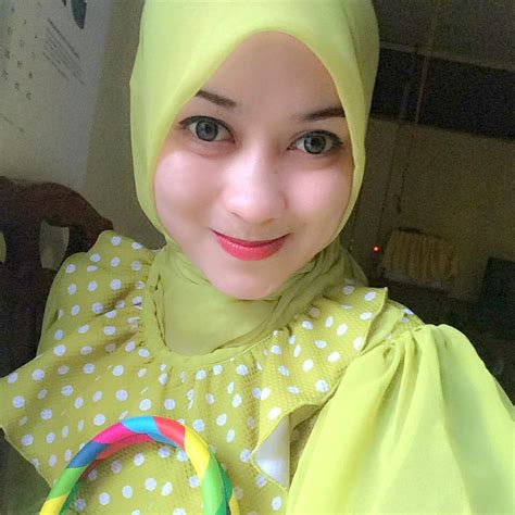 Kumpulan Foto Lengkap Ibu Bidan Cantik New Cantikamagz