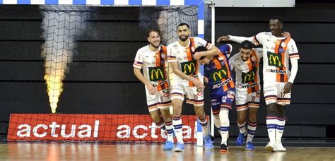 Futsal Coupe Nationale LÉtoile Lavalloise à Deux Victoires Dun Titre