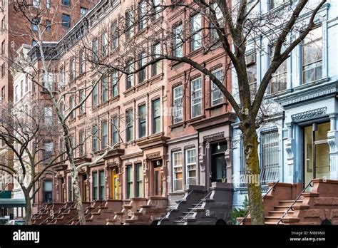 Inside New York Citys Century Old Brownstones New York Brownstones