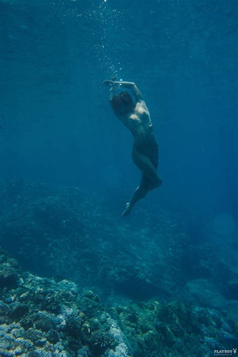 Naked Anna Bader Added By Rocanrolenen