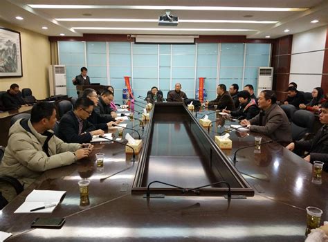娄底职院中德诺浩汽车学院院长易爱良一行来我院交流学习