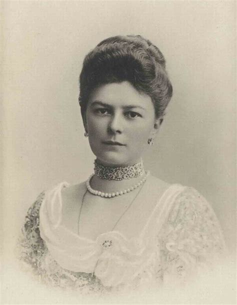 Sophie Chotek Lépouse De Larchiduc François Ferdinand Dont L