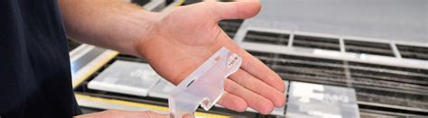 Taglio Laser Di Acrilico E Plexiglass