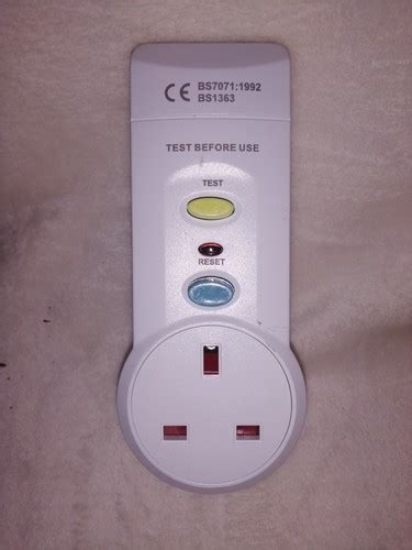 Plug In Rcd Adaptor Pro Elec Rcd 13 Amp Uk Mains Socket Plug Power Adapter Ebay Uk Plug In Rcd Adaptor Pro Elec Rcd 13 Amp Uk Mains Socket Plug Power Adapter Ebay Uk