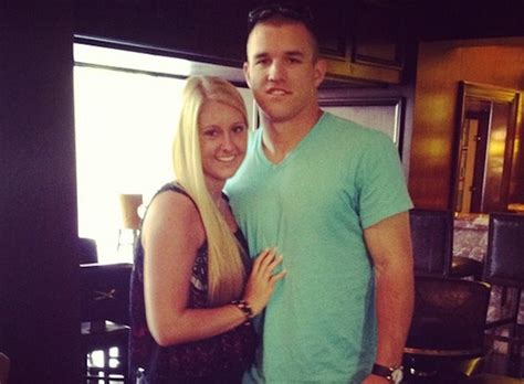 Mike Trouts Girlfriend Is Jessica Cox His High School Sweetheart