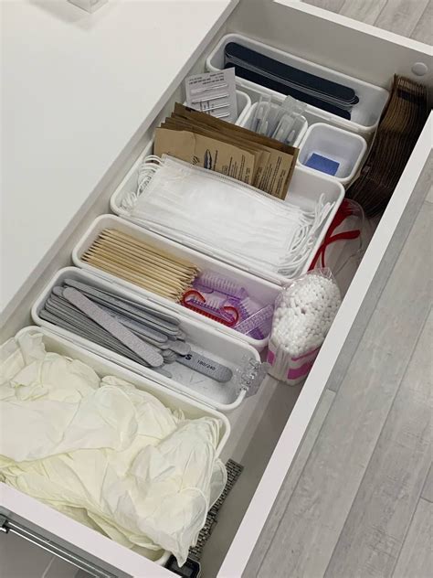 Пин от пользователя Sasha на доске Home Nail Salon Маникюр Дизайн маникюрного салона Декор