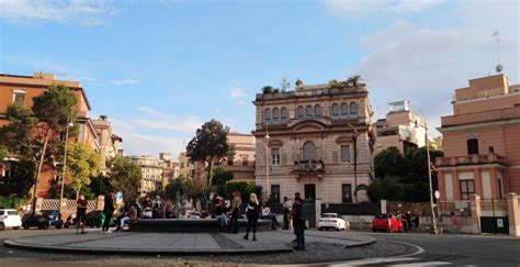 Roma Piazza Caprera Confinelive